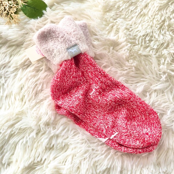 PINK Victoria's Secret | Accessories | New With Tag Pink Fleece Lined ...